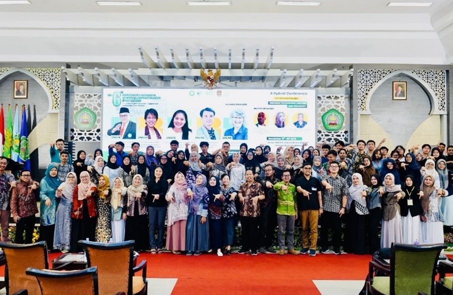 Dosen Tadris Bahasa Inggris UIT Lirboyo Jadi Presenter di ICON-ELT 2025 ...